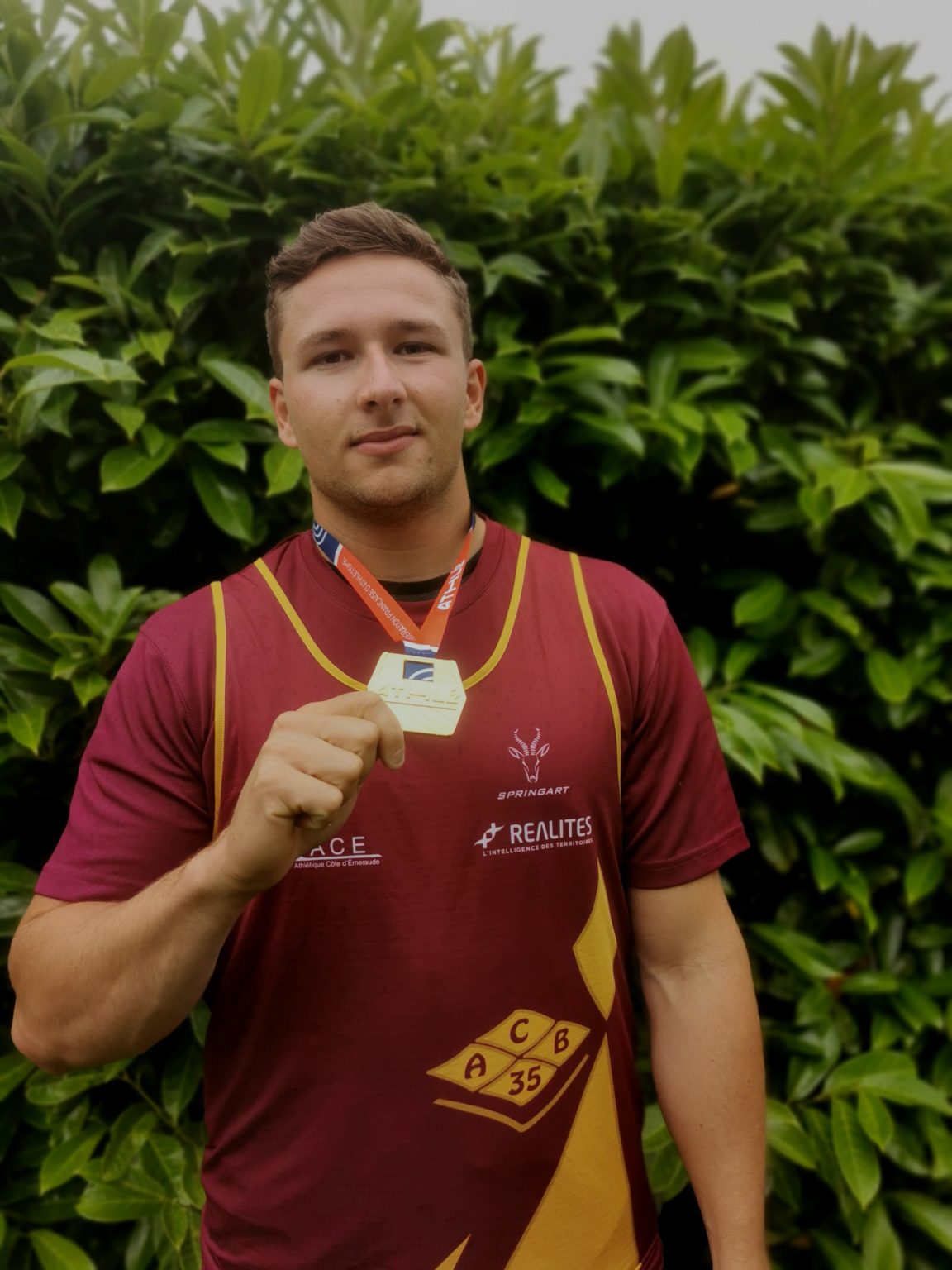 Tom REUX, majestueux à Angers: Champion de france Élite ...